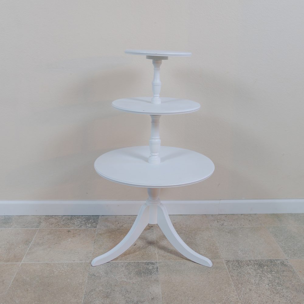 Sisi, White Vintage Three Tiered End Table – Chloe's Vintage Rentals